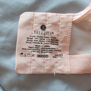 Breezies | Intimates & Sleepwear | Breezies Pink Lace Full Coverage Bra ...